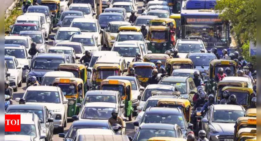 How VIP movement in central Delhi during peak hours creates a ...