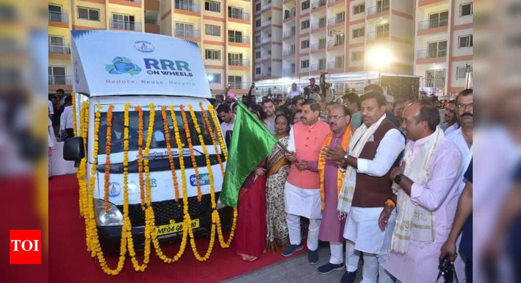 CM launches BMC’s 3R vehicle: Service to collect unused paper | Bhopal ...