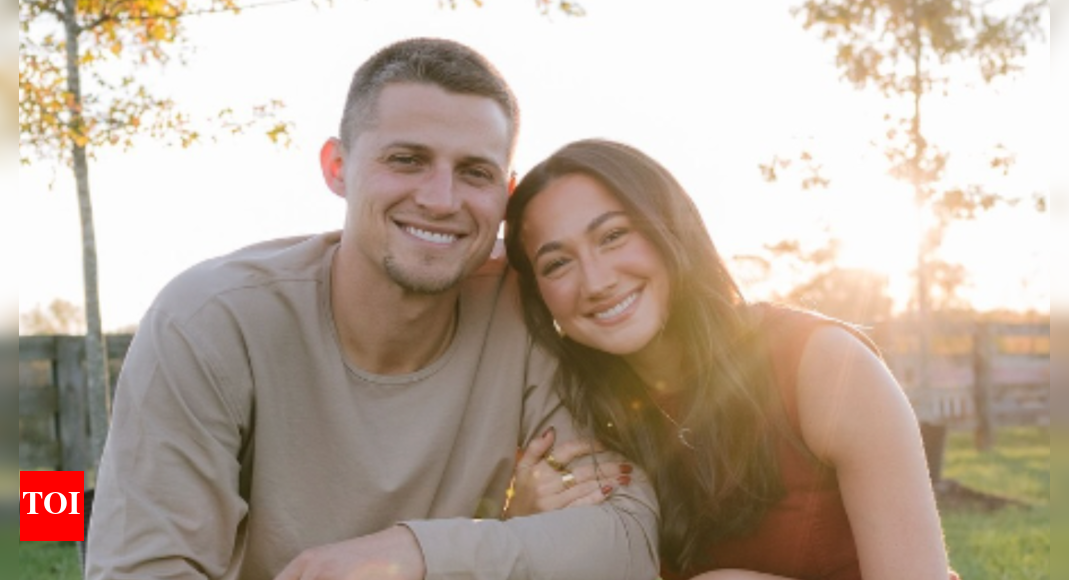 Corey Seager's wife Madisyn posts a heartwarming picture of their sunny ...