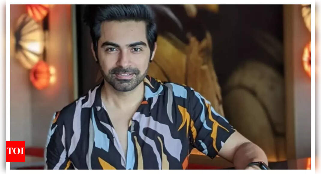 Paras Madaan opens up on why he loves to travel; says ' It exposes me ...