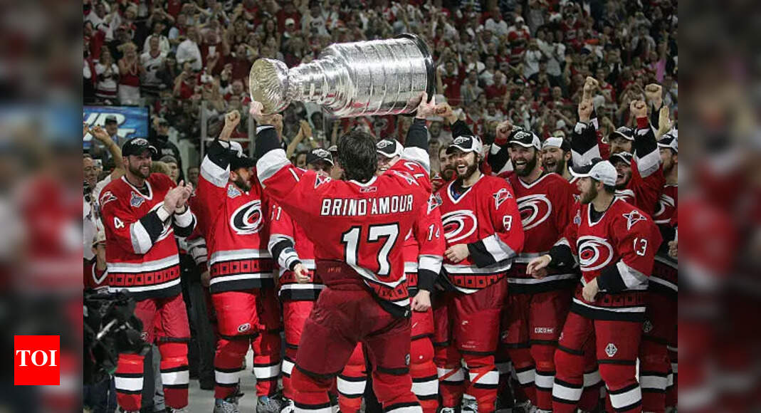 Carolina Hurricanes keep rolling despite trading Mikko Rantanen | NHL ...