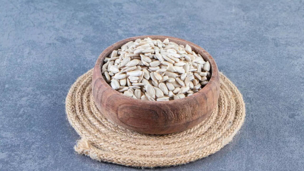 5 Easy and Delicious Ways to Cook with Sunflower Seeds