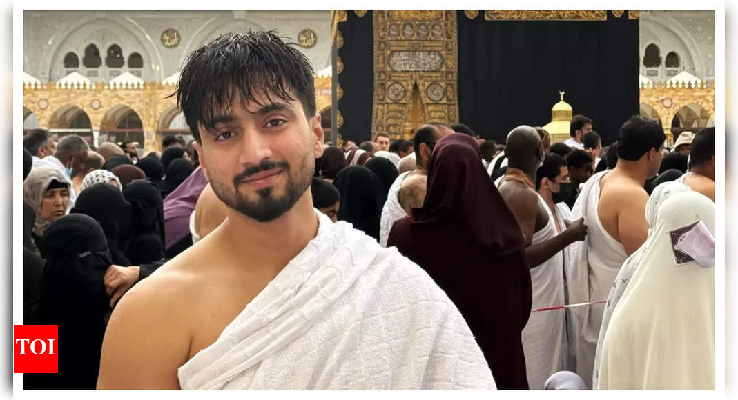 Celebrity MasterChef's Mr Faisu aka Faisal Sheikh performs Umrah; shares an unforgettable ...