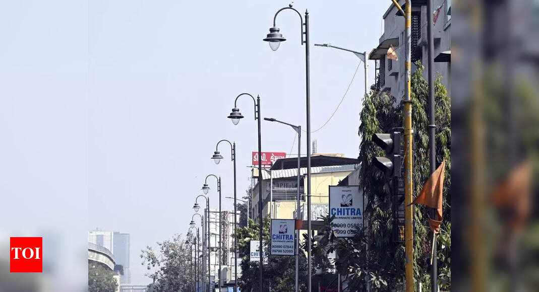New lights for Ashram Road: AMC’s bright idea questioned | Ahmedabad ...