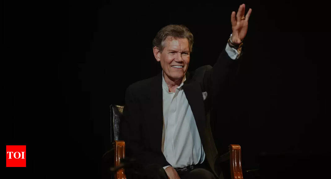 Randy Travis makes a rare appearance: Know more about the country ...