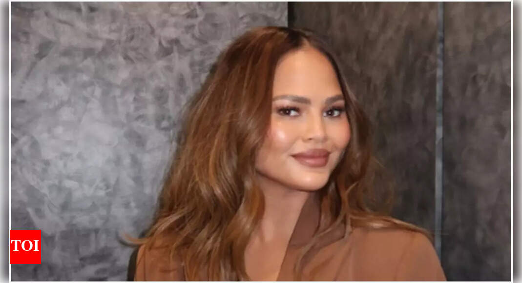 Why Chrissy Teigen says she's gonna have the 'worst black eye ...