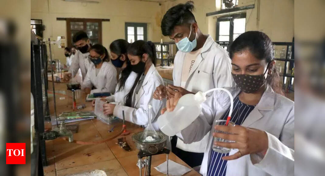 ‘Attend summer internships at top nat’l institutions’ | Chennai News ...