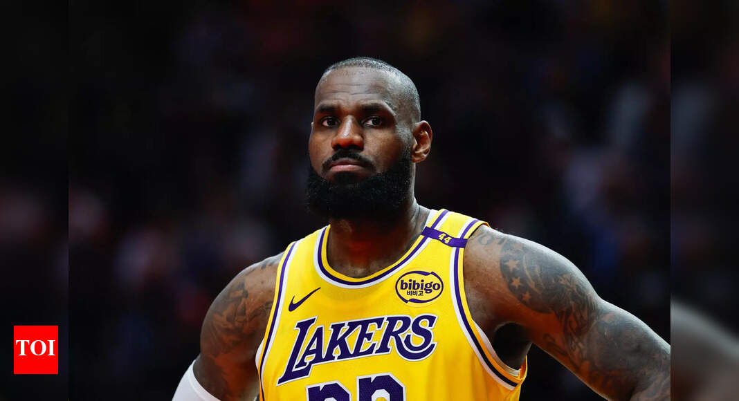 LeBron James and famous YouTuber Duke Dennis go viral in hilarious fan ...