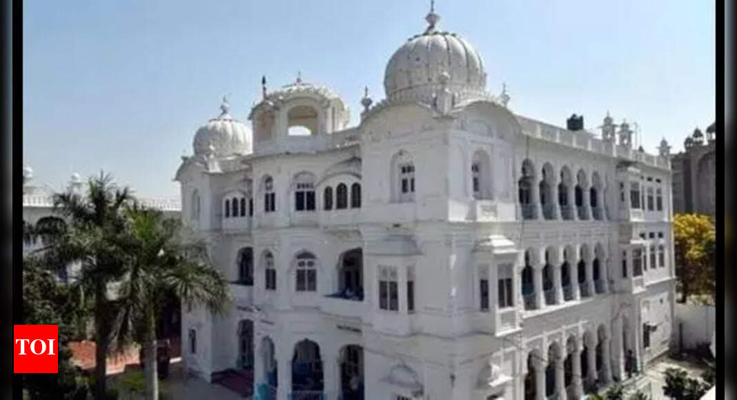 SGPC to form rules for jathedar appointments, retirements | Chandigarh ...