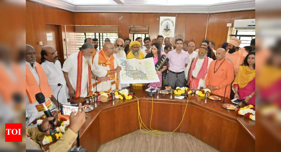 Sadhus seek expansion of Nashik’s Sadhugram for upcoming Simhastha ...
