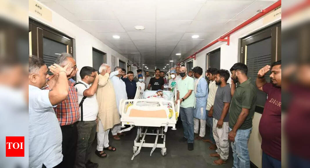 Brain-dead painter gives new life to 3 individuals | Vadodara News ...