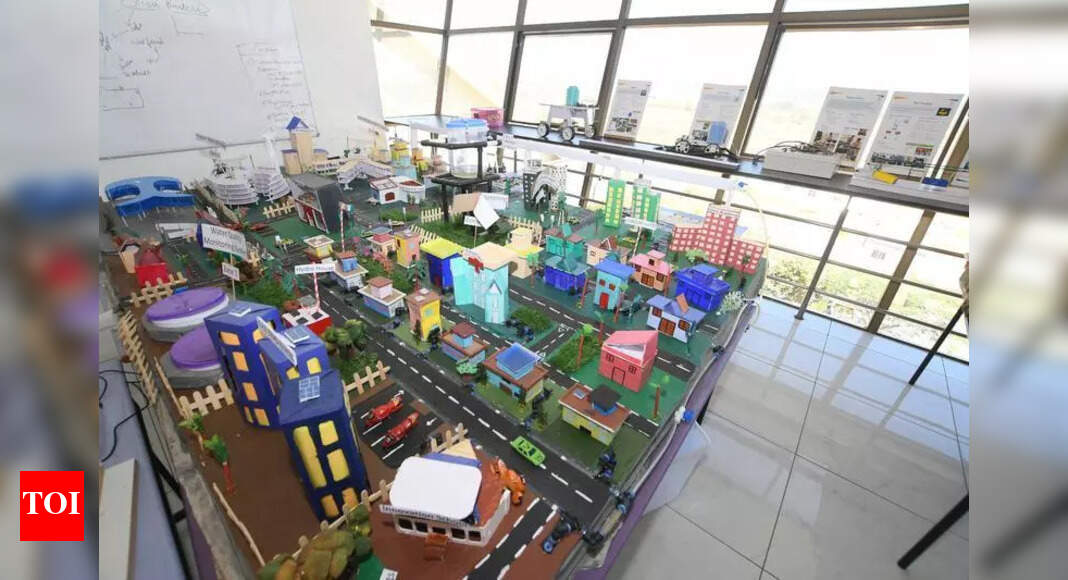 MP launches SRIJAN initiative to foster student-led innovations ...