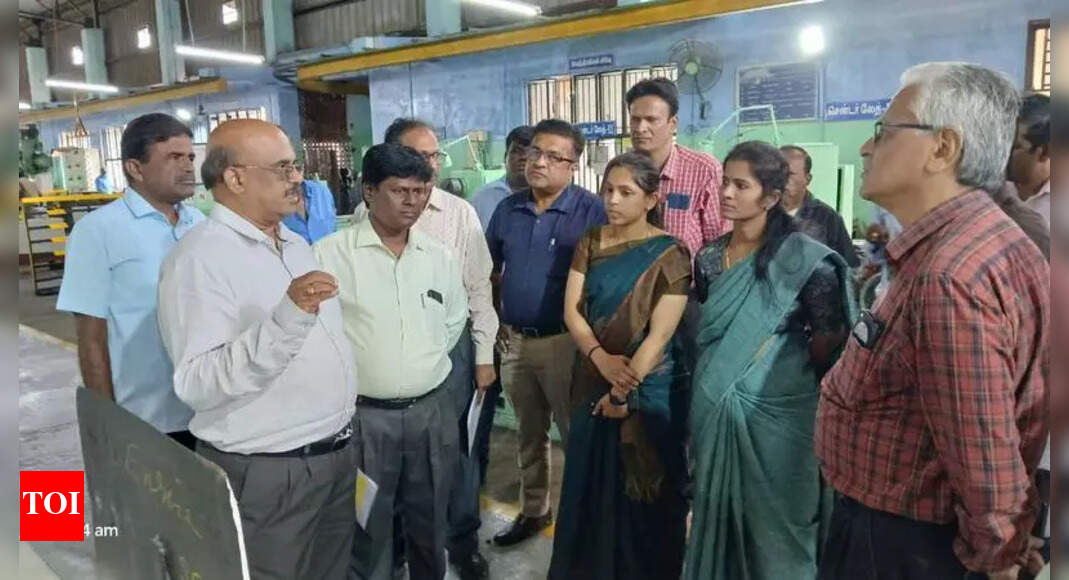 Karnataka transport officials explore TNSTC’s facilities in Trichy ...