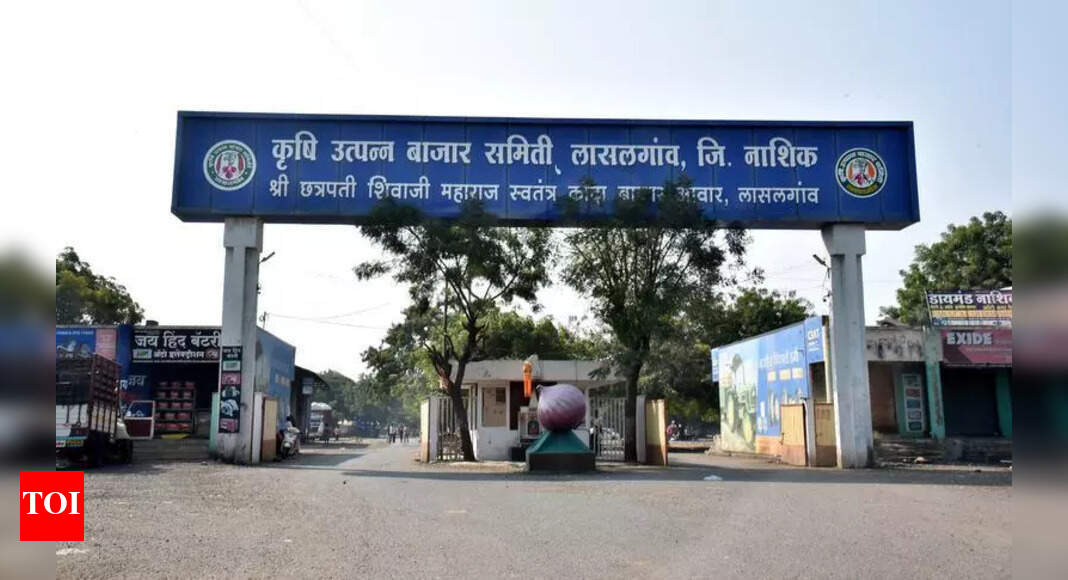 Onion auctions to remain closed at Lasalgaon APMC for 5 days | Nashik News - The Times of India