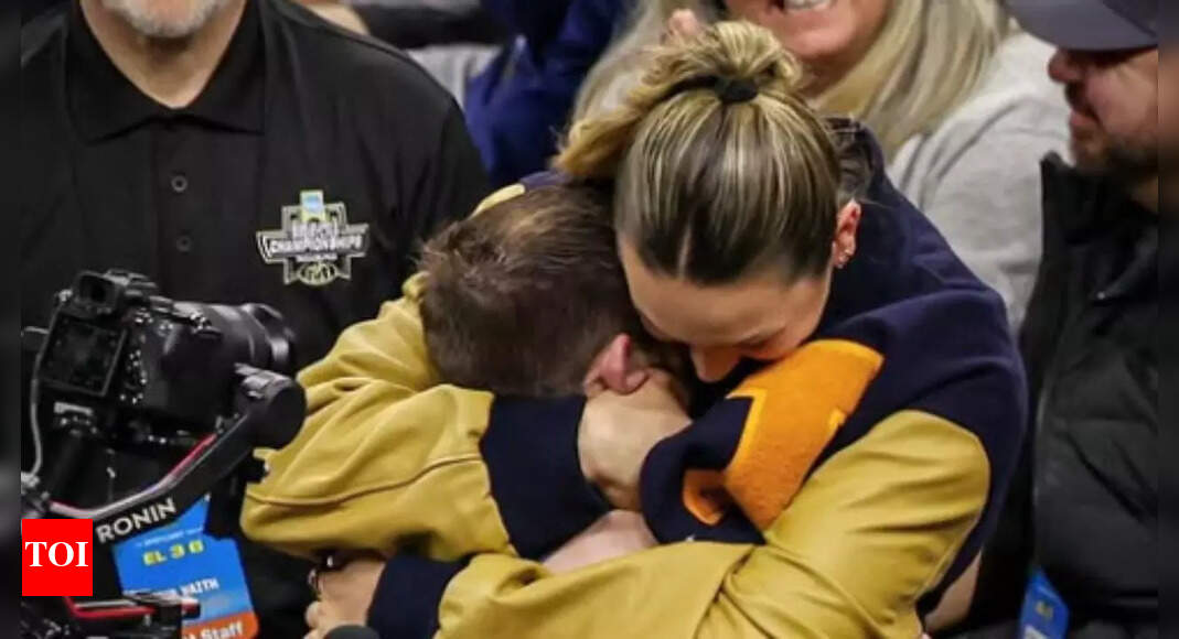 'Short king' energy: 5'5" wrestler wins big, celebrates even bigger ...