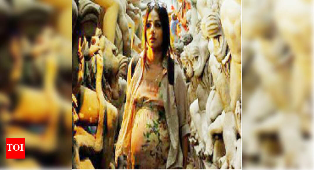 Vidya Balan's baby bump? | Hindi Movie News - Times of India