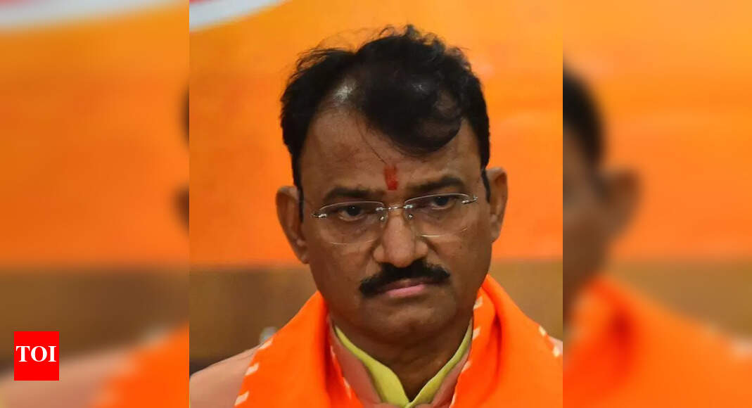 Jaipur jail inmates ran Rs 100/min phone racket, issued death threat to ...