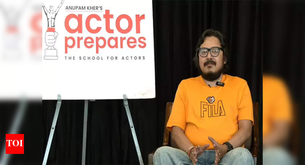 Talented people are recognised in Film industry: Director Amit Joshi addresses students at ...