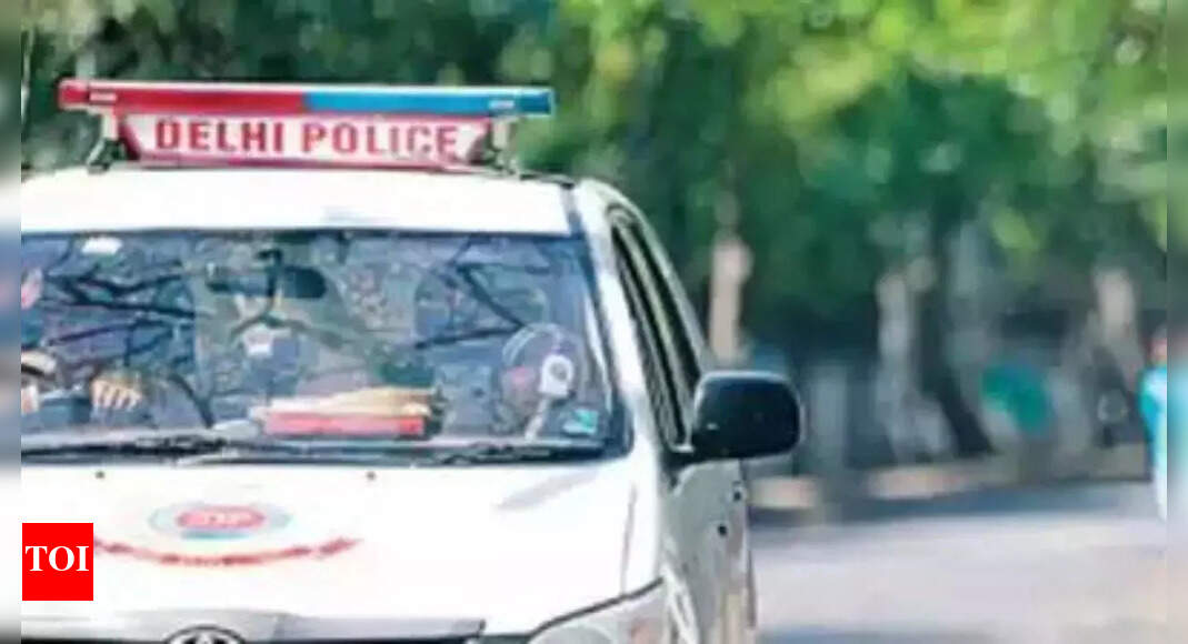 Delhi Police Constable Injured in Gunfight with Armed Criminals During ...