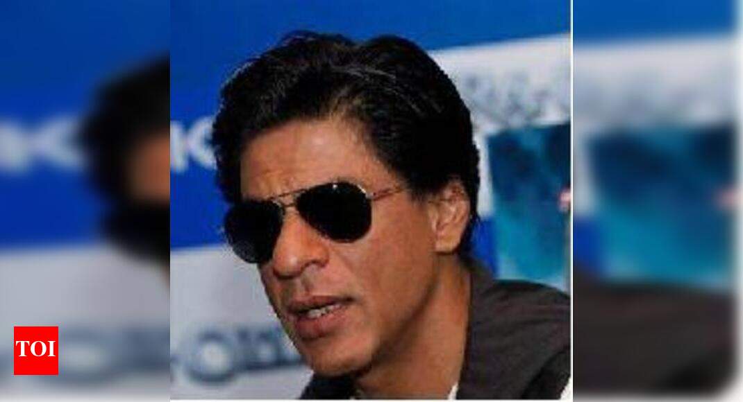 Idiots like me imitate Dilip Kumar: Shah Rukh Khan | Hindi Movie News ...