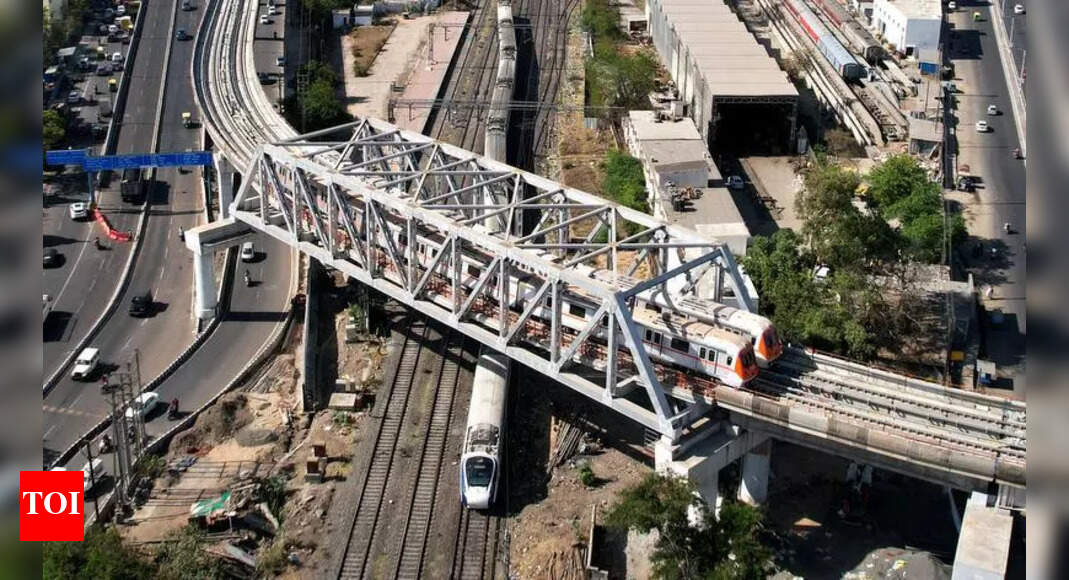 Metro loading: RoB structure undergoes weight test in city | Bhopal ...