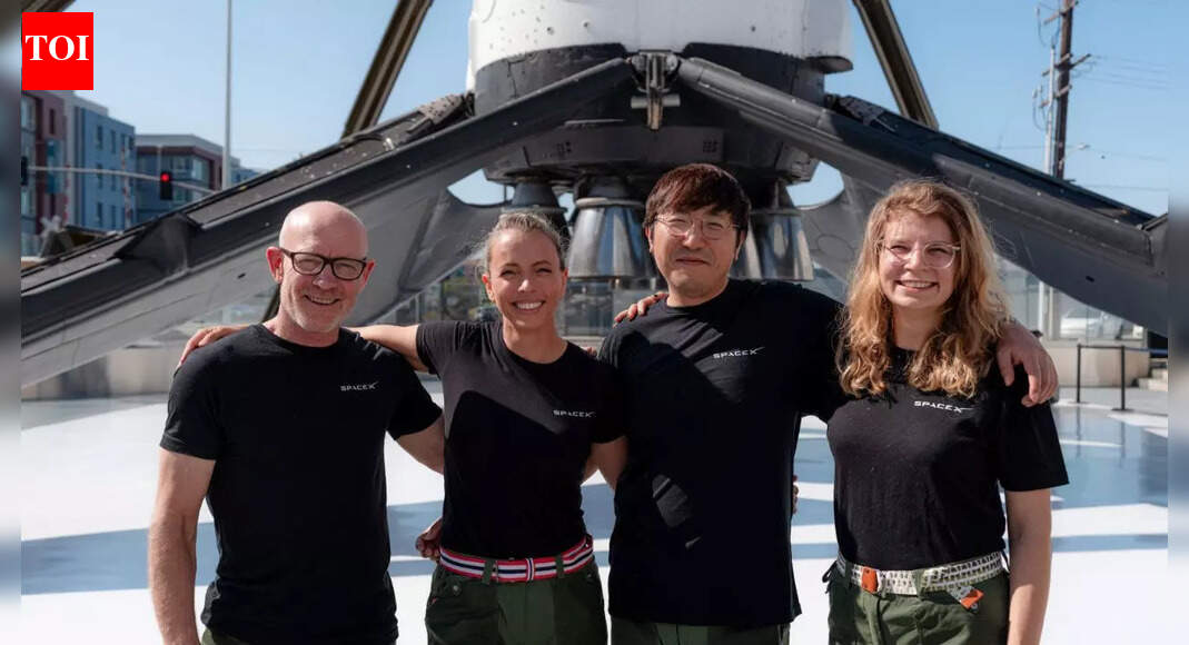 Fram2: SpaceX’s historic mission to fly four passengers over Earth’s ...