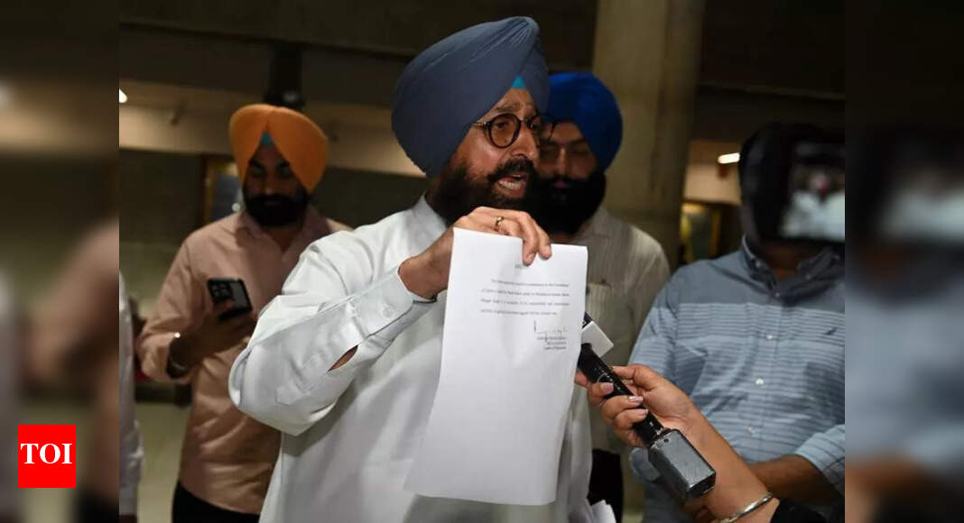 Punjab LoP Partap Singh Bajwa calls new Punjab AG Maninderjit Singh ...