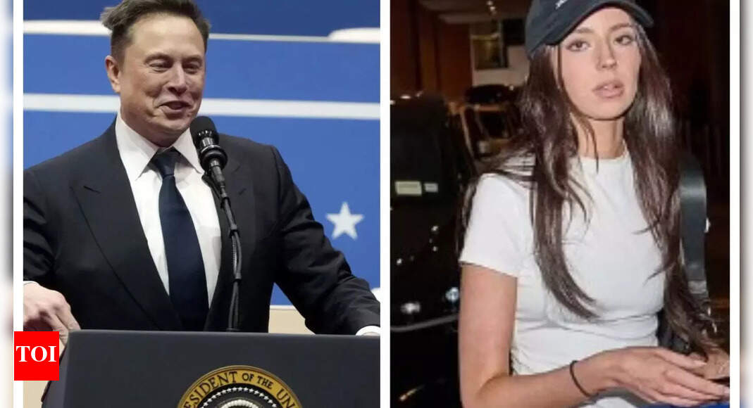 Elon Musk's alleged baby mama, Ashley St Clair, sells her $100K Tesla ...