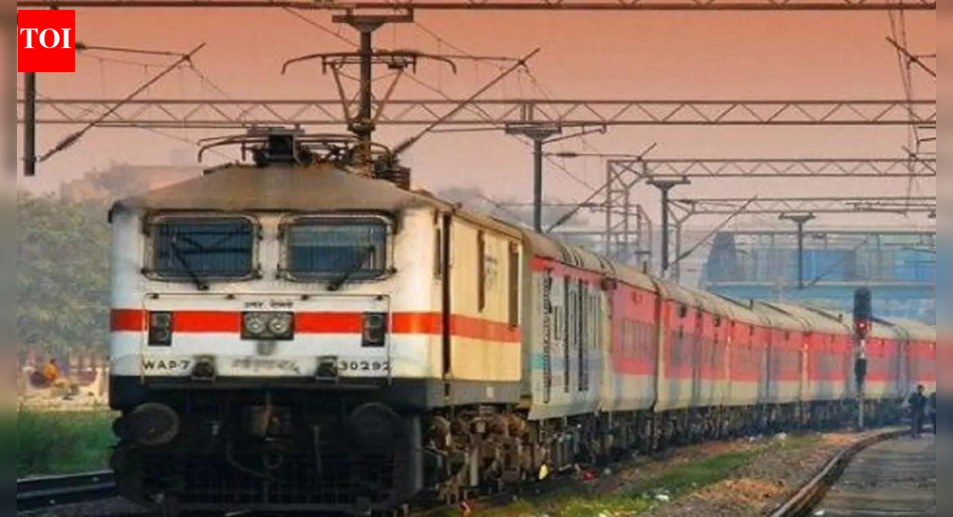 Railway records highest ever earnings, 735 cr passengers travel in ...