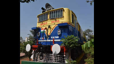 CLW sets nat’l record with 700 locomotives produced in 2024-25 ...