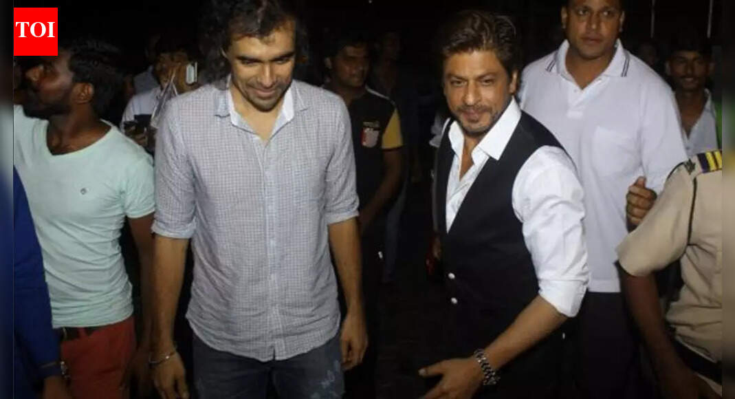 Tigmanshu Dhulia remembers making tea for Shah Rukh Khan | Hindi Movie ...