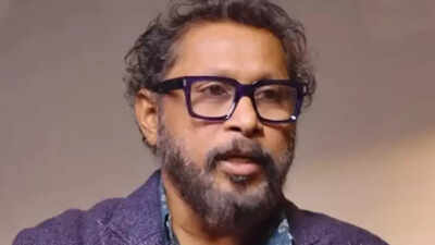 Shoojit Sircar calls pressure cooker one of greatest inventions | Hindi ...