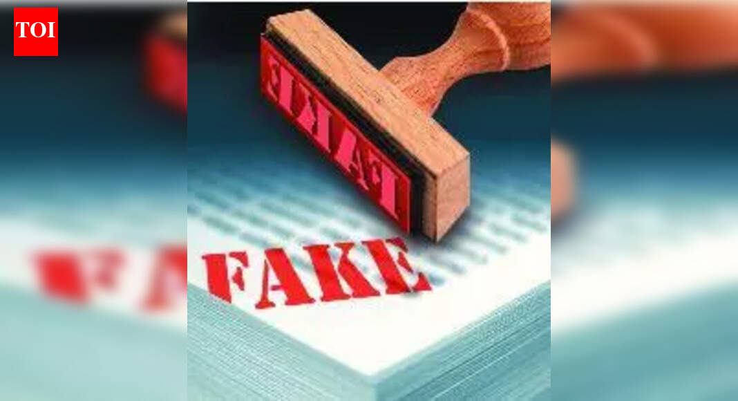 Crime Branch launches probe into ‘fake’ marksheet case | Delhi News ...