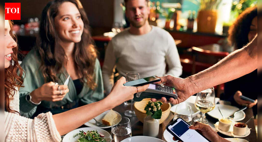 No service charge = Expensive resto outing? - The Times of India