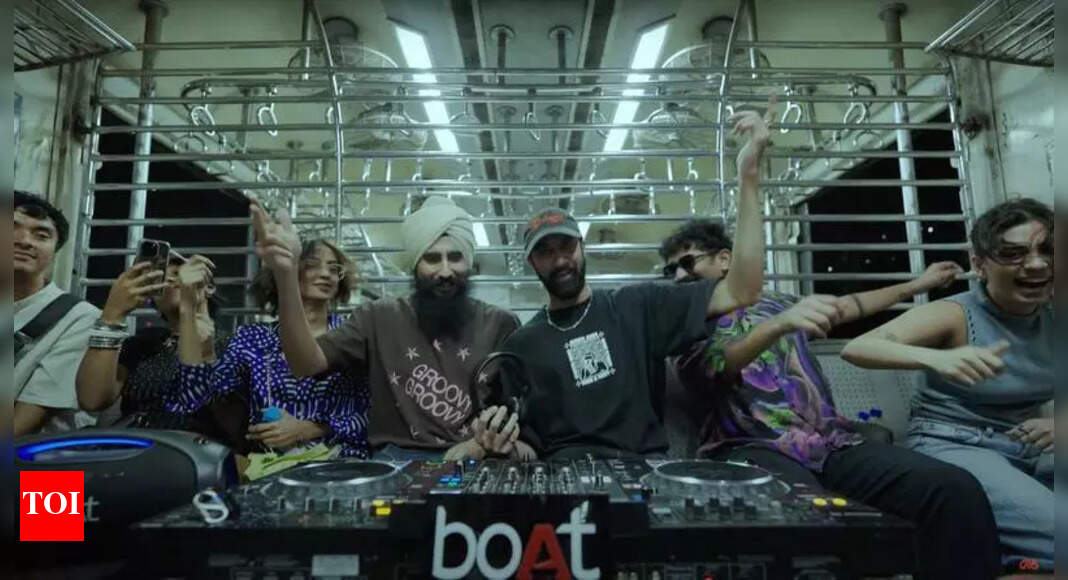 Train concert: Baalti's fusion of global sounds and Mumbai's local ...