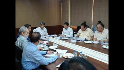 MP Tewari urges timely execution of MPLADS projects in Chandigarh ...