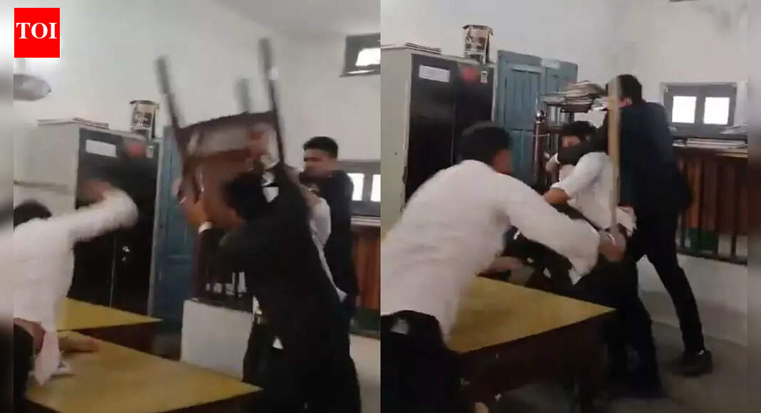 Video of lawyers fighting with sticks, chairs in Jhansi court goes ...