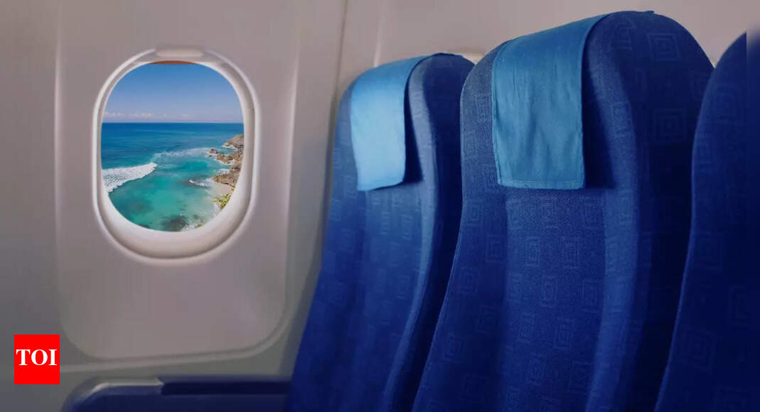 Airplane Facts: Why are airplane windows round instead of square ...