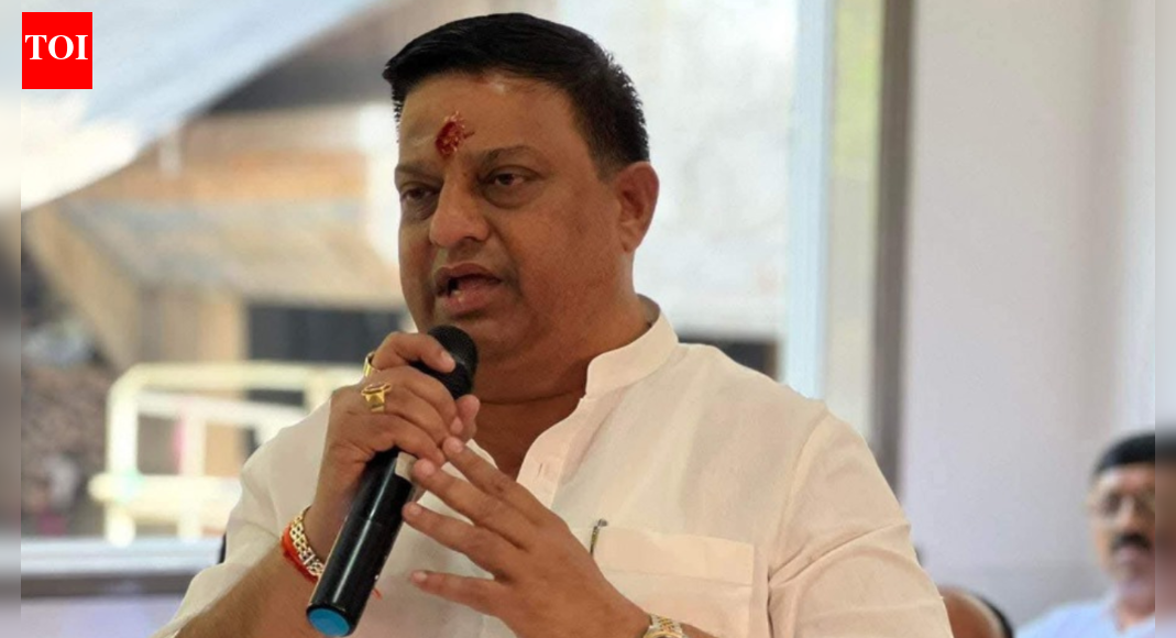 Maharashtra NCP (SP) MP Suresh Mhatre apologises to Muslim community ...