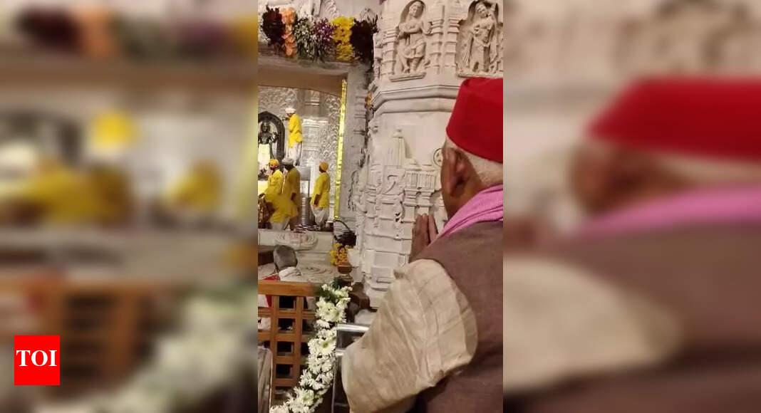 SP MP Awadhesh Prasad visits Ram temple, pray for ‘Ram Rajya’ | Lucknow ...