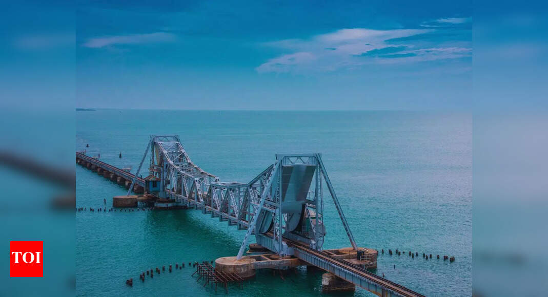 Ram Setu: Ram Navami tribute: PM Modi’s aerial video of Ram Setu goes ...