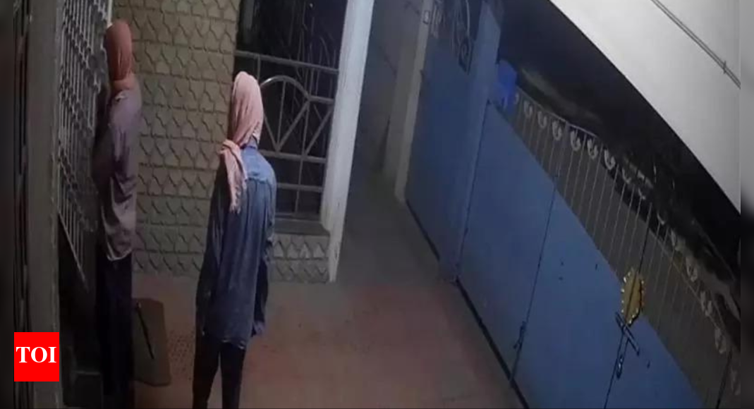 How a ‘ping’ in Holland helped catch burglars in Chennai | Chennai News - The Times of India