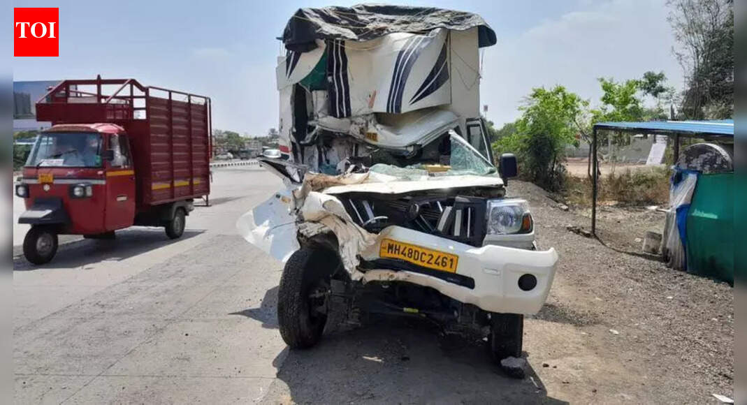 2 killed in accident at unmarked speed breaker, 1 more near dug-up road ...