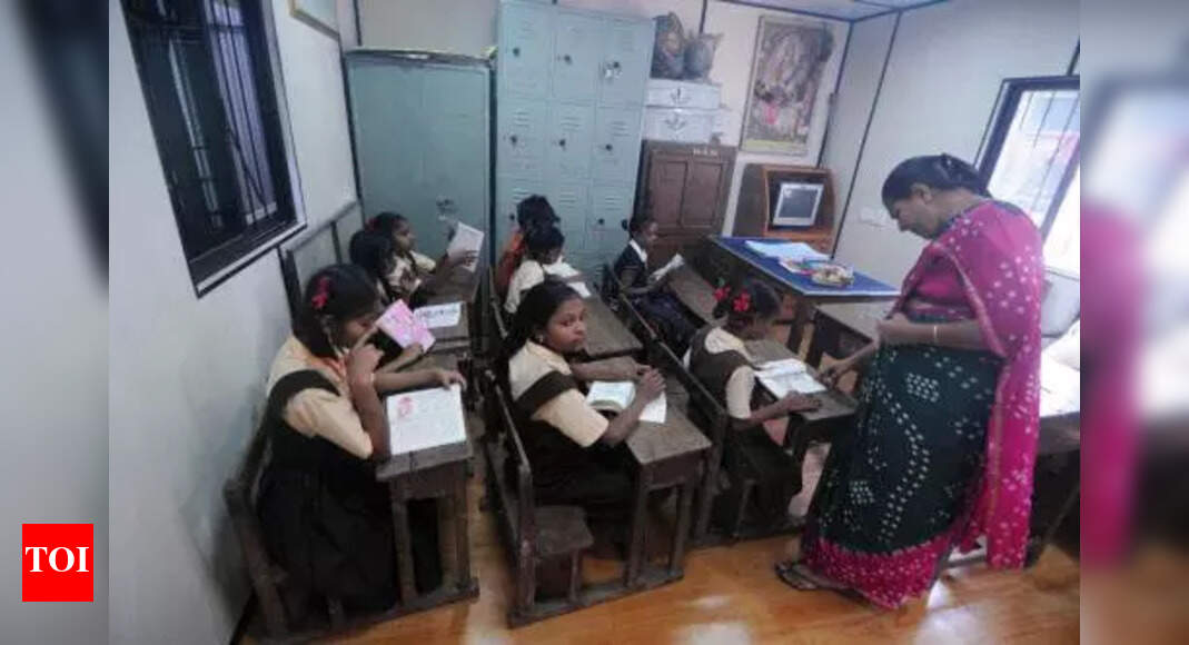 Govt to repair or rebuild dilapidated school blgs | Delhi News - The ...