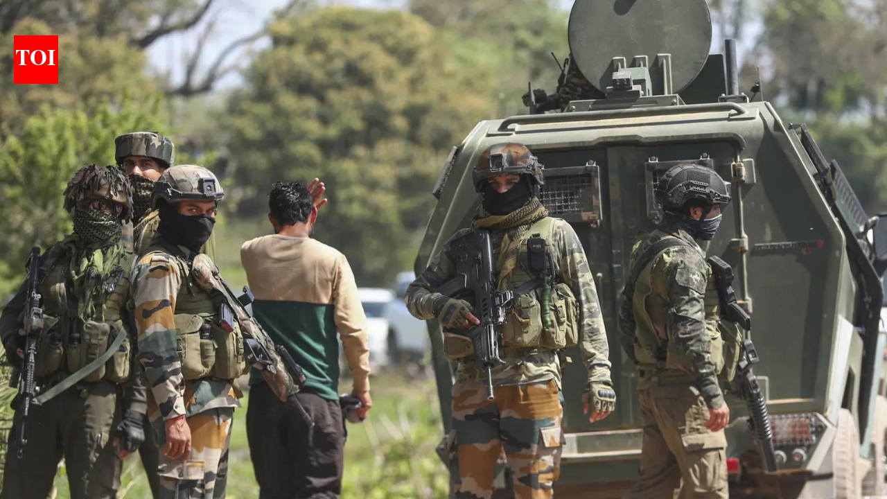 Encounter under way in J&K's Udhampur; 2-3 terrorists trapped | India ...