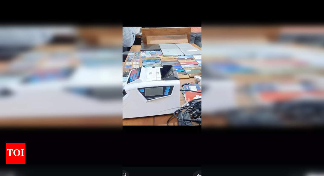 9 held for duping people through fake trading app | Bhubaneswar News ...