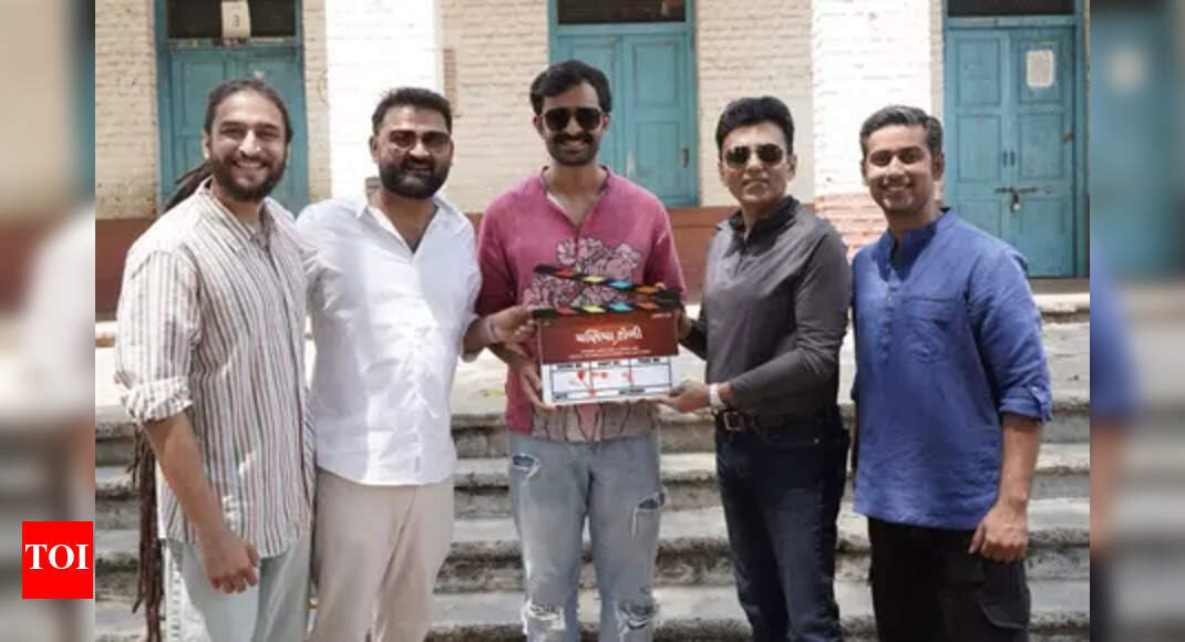 Anand Pandit and Vaishal Shah team up for their fourth Gujarati project ...