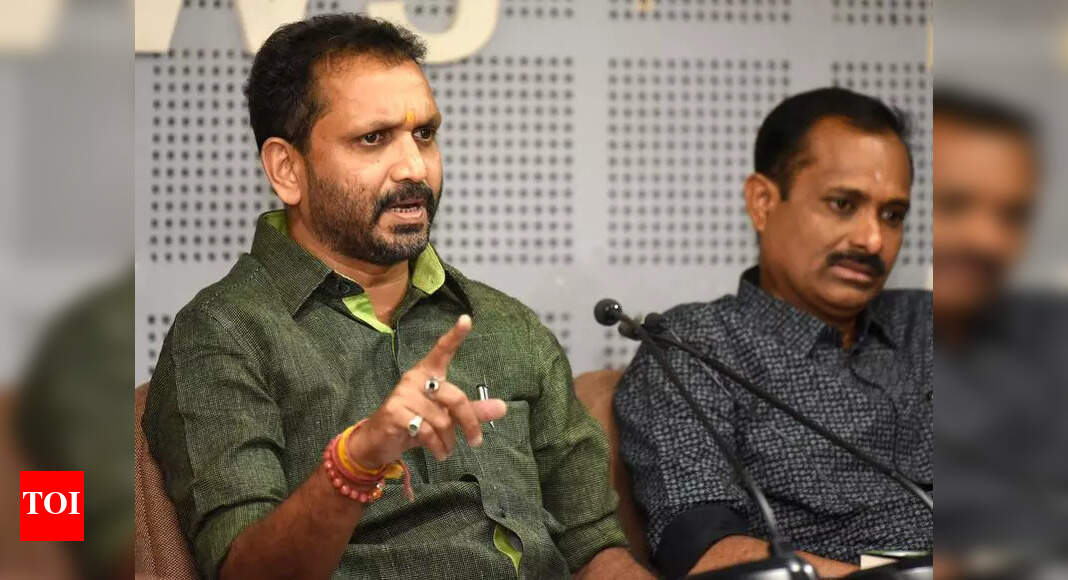 Surendran slams posters used at Waqf Act protest in Kozhikode ...