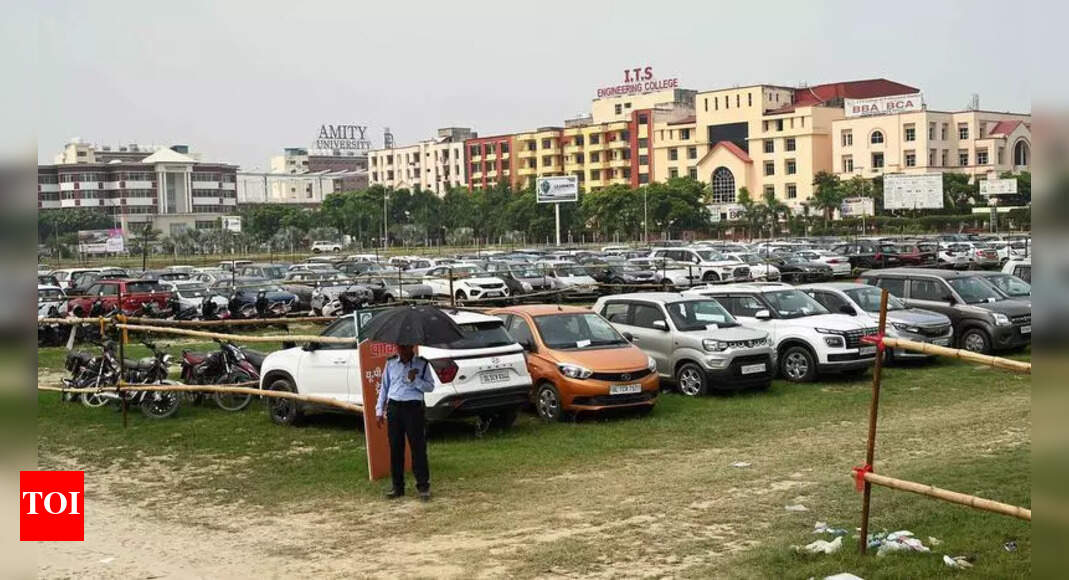 Noida to soon have multilevel parking and fair ground - The Times of India
