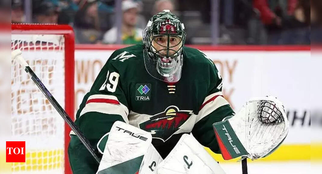 Marc-Andre Fleury was honored by Calgary fans in an emotional NHL ...